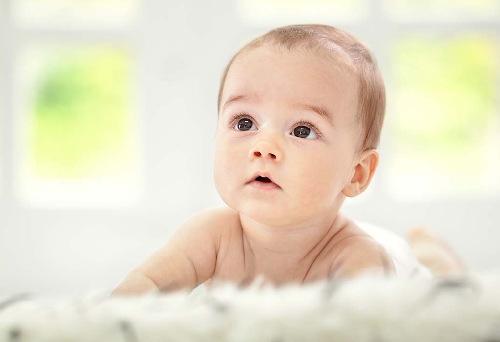 ᐅ Développement physique durant l'enfance (de la naissance à 12 mois)
